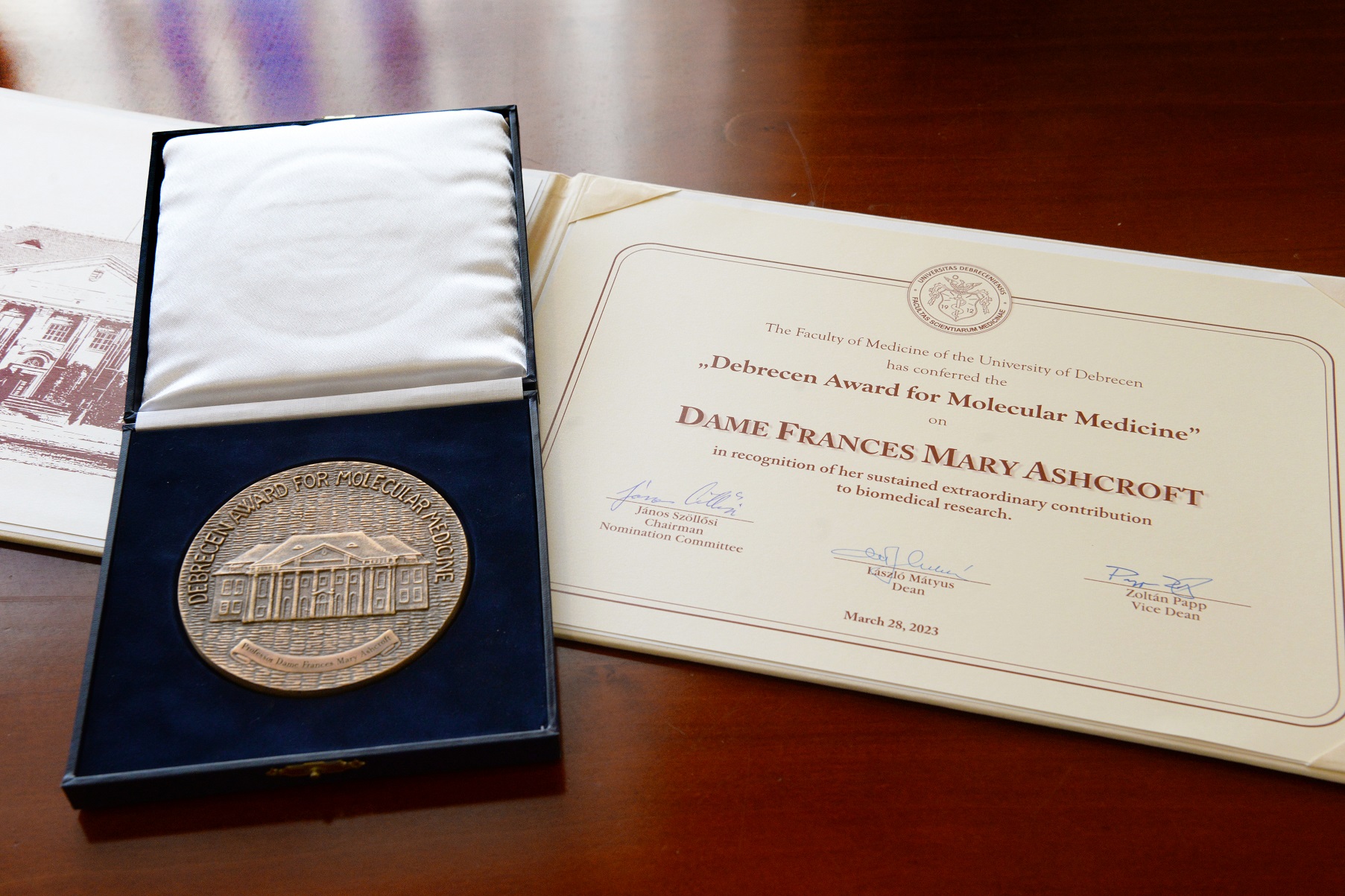 Debrecen Award for Frances Ashcroft | Trinity College Oxford